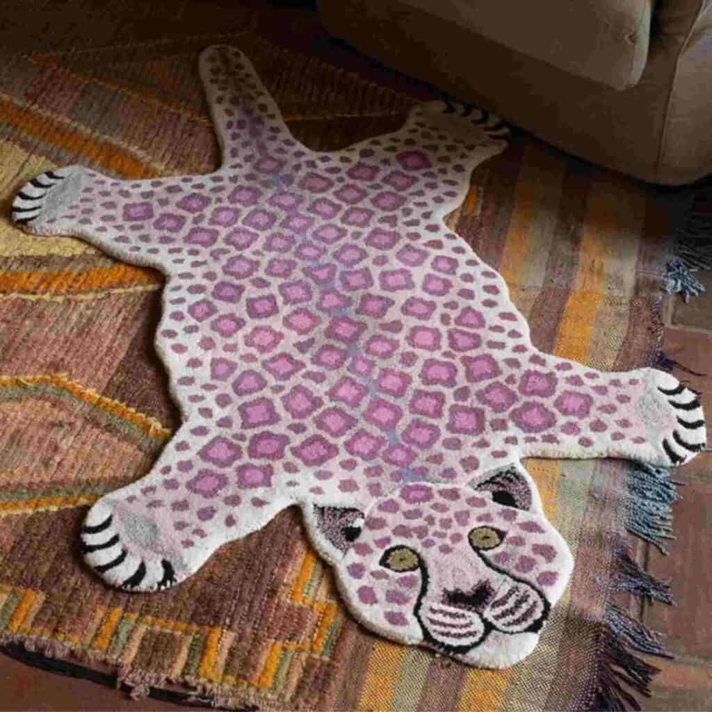 Tapis léopard rose Large – MAISON EMMA